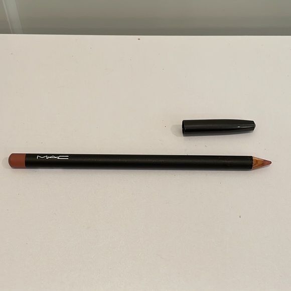 MAC Cosmetics | Makeup | Mac Lip Pencil Boldly Bare | Poshmark